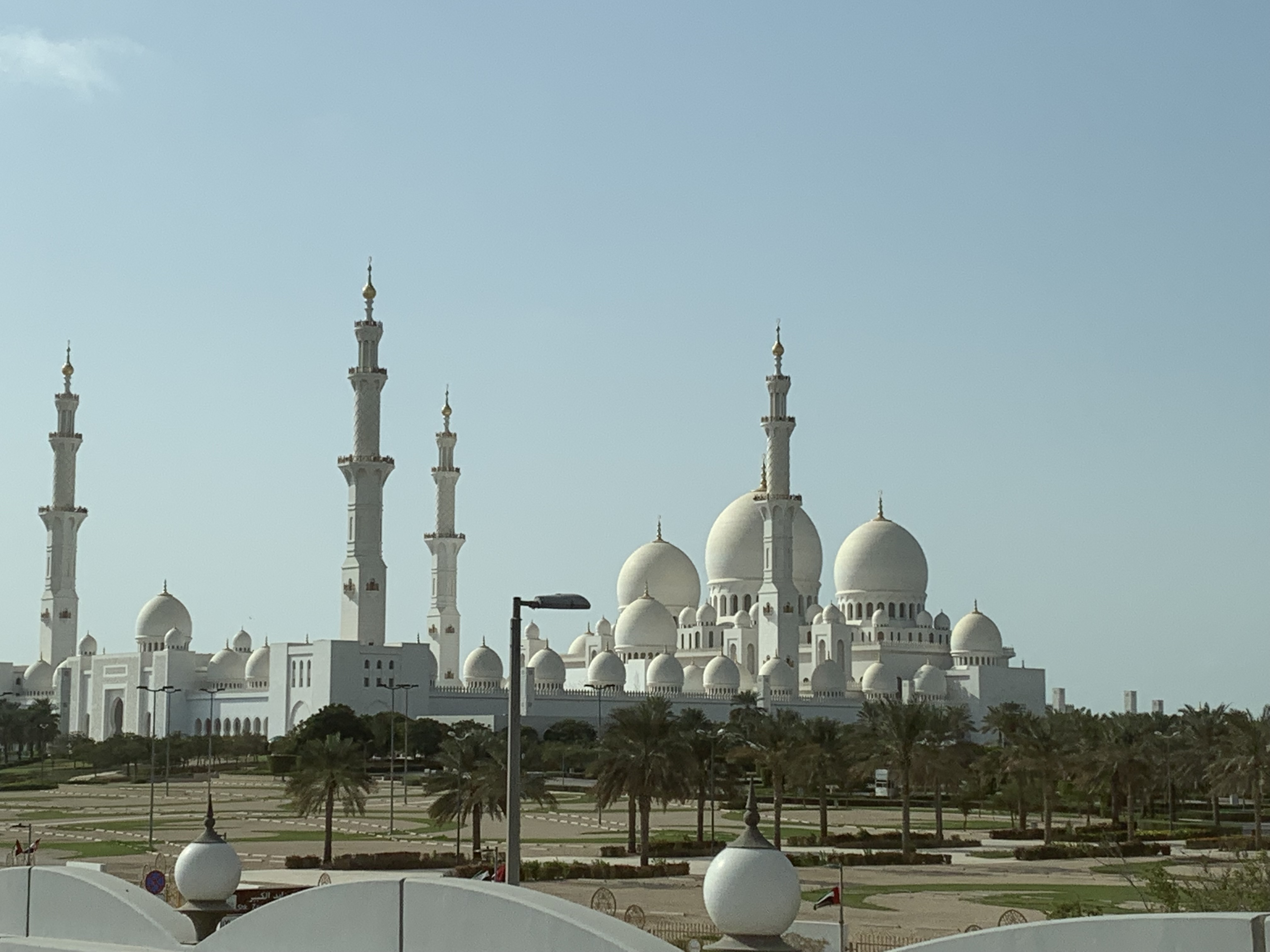 Visit to Sheikh Zayed Grand Mosque… Impressive architecture ...