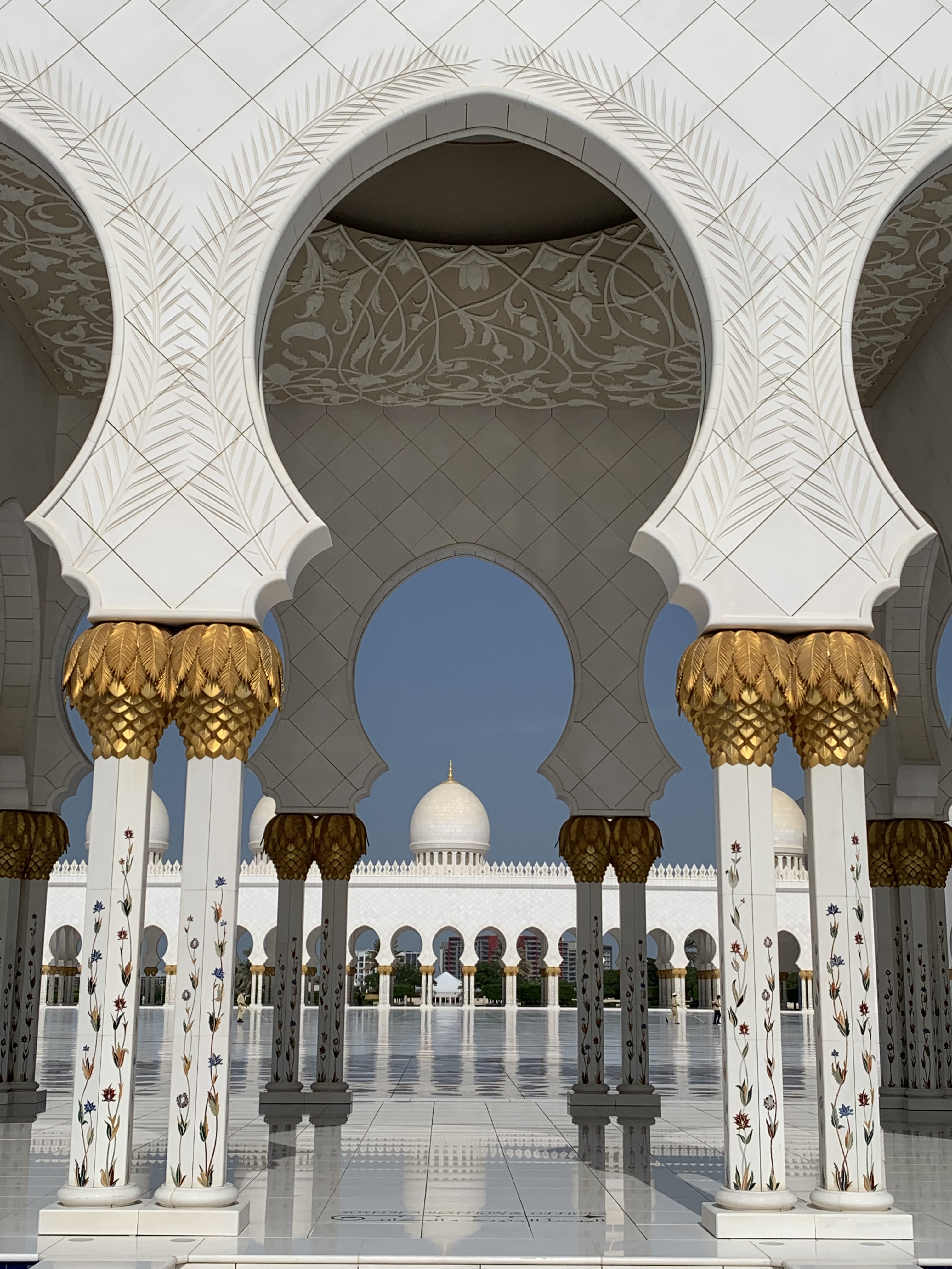 Visit to Sheikh Zayed Grand Mosque… Impressive architecture ...
